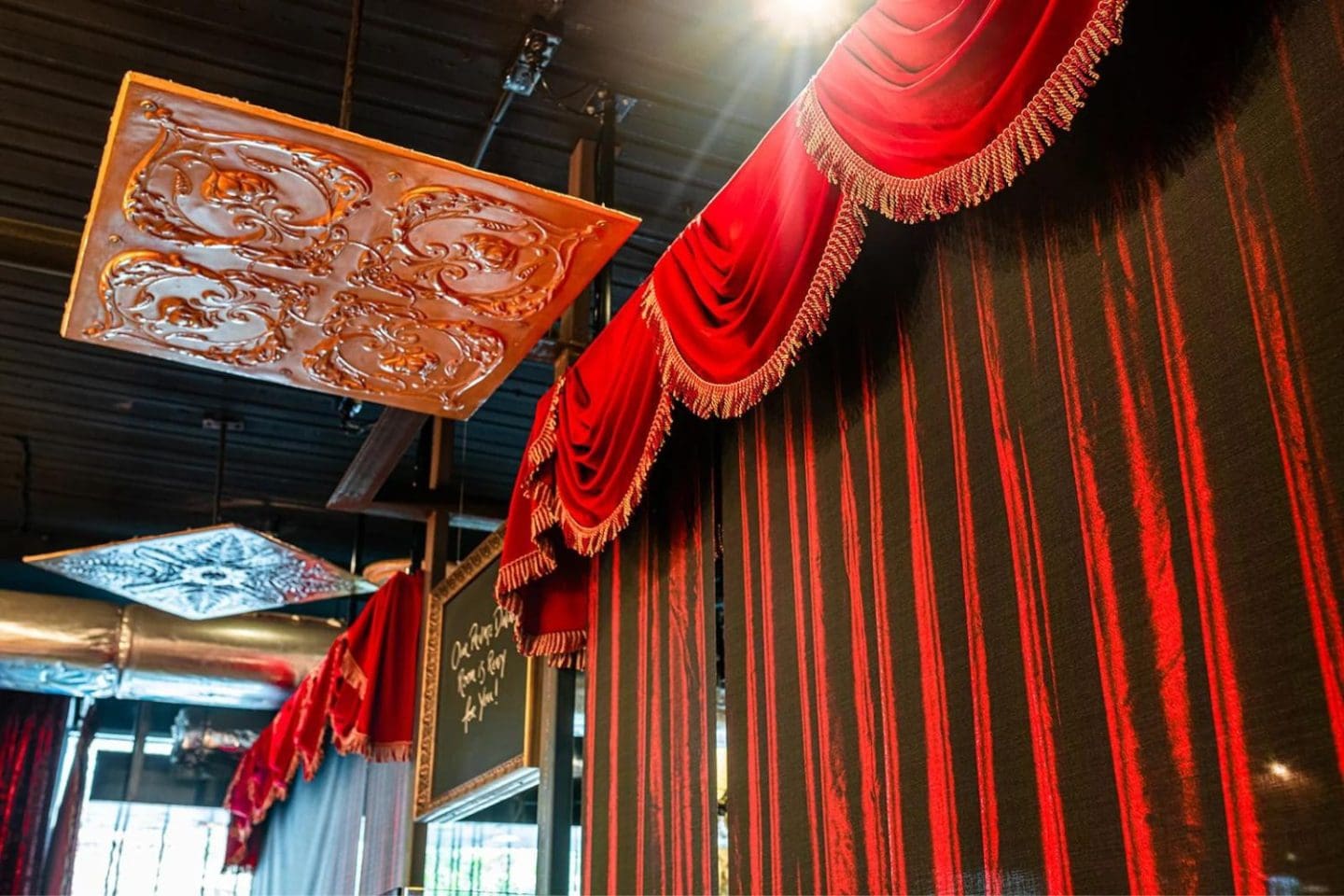 Custom Printed Blinds for Treehouse Restaurant - Materialised